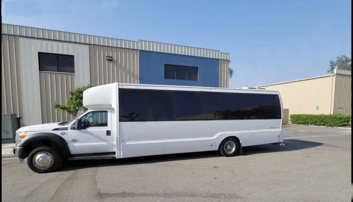 2015 Ford F550 Limo Bus | BusesForSale.com | BusesForSale