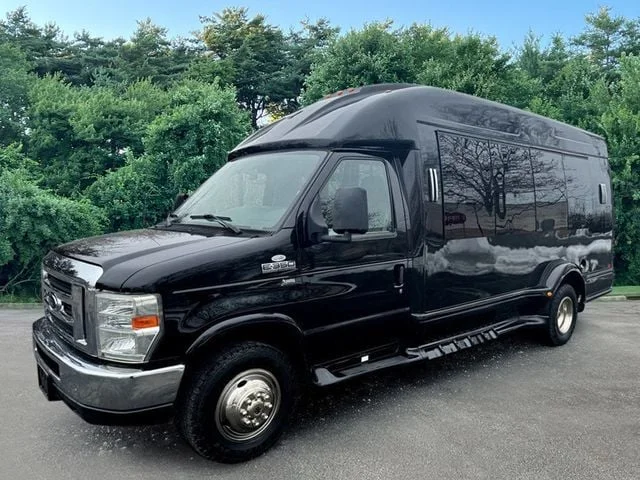 2013 Ford E350 Turtle Top Lux Shuttle #21753 | BusesForSale