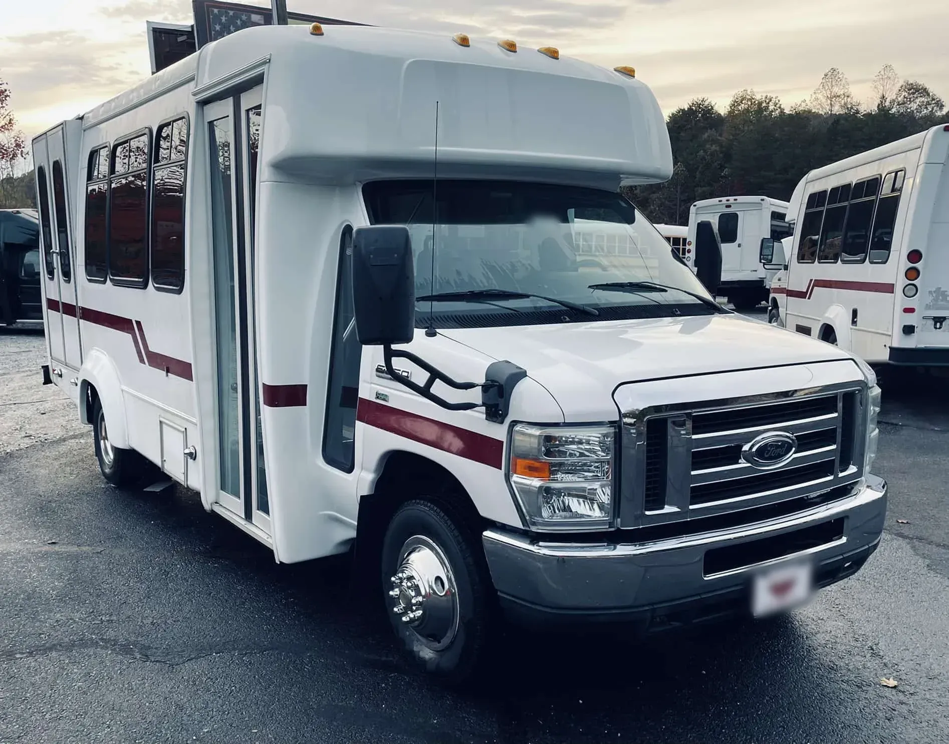 2010 Ford E350 ECII Shuttle Bus | BusesForSale.com | BusesForSale