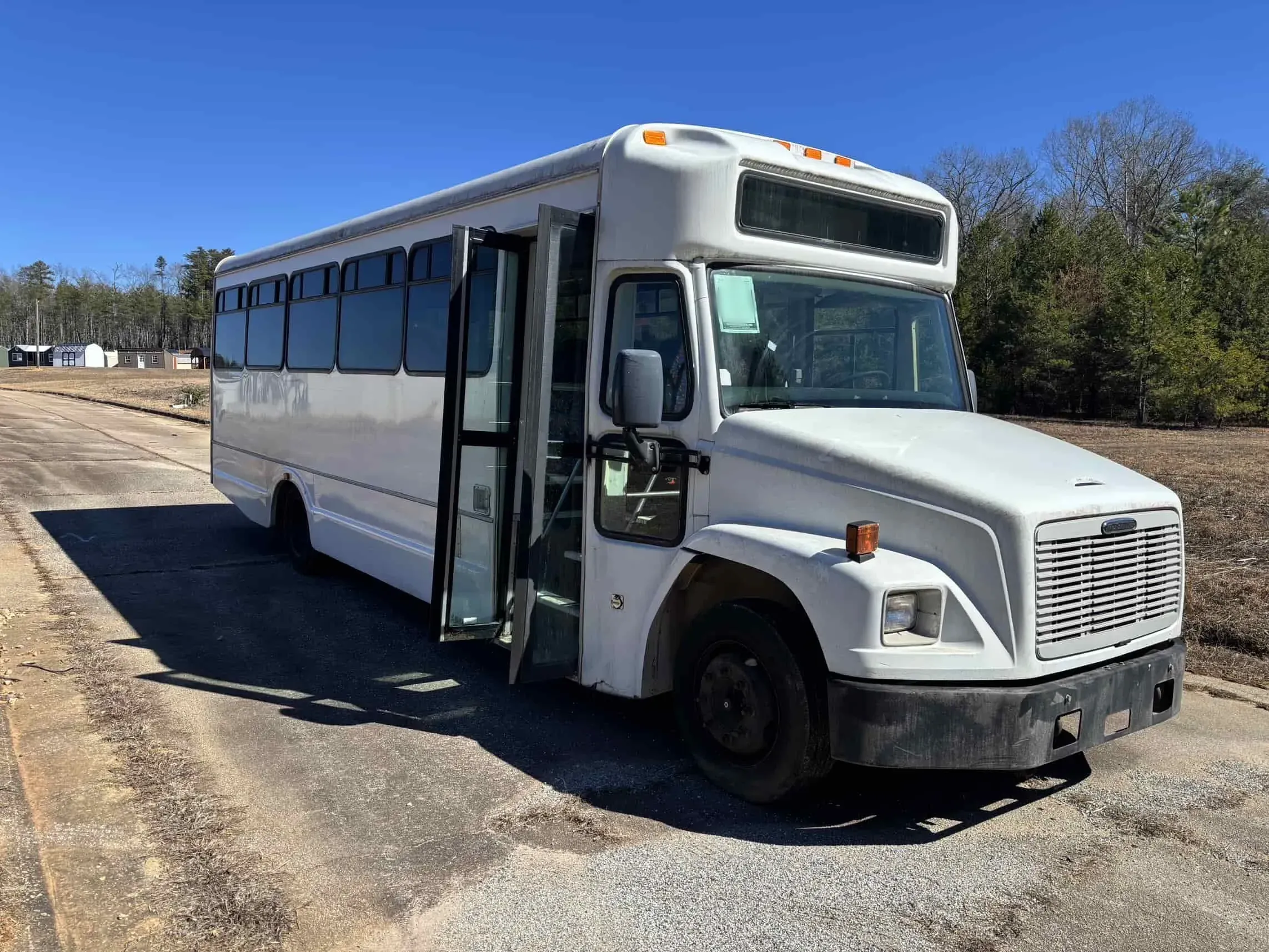 2002 Freightliner Concord Glaval Shuttle Bus #21817 | BusesForSale