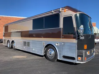 1983 MCI MC9 Motorhome Conversion #8816 | BusesForSale