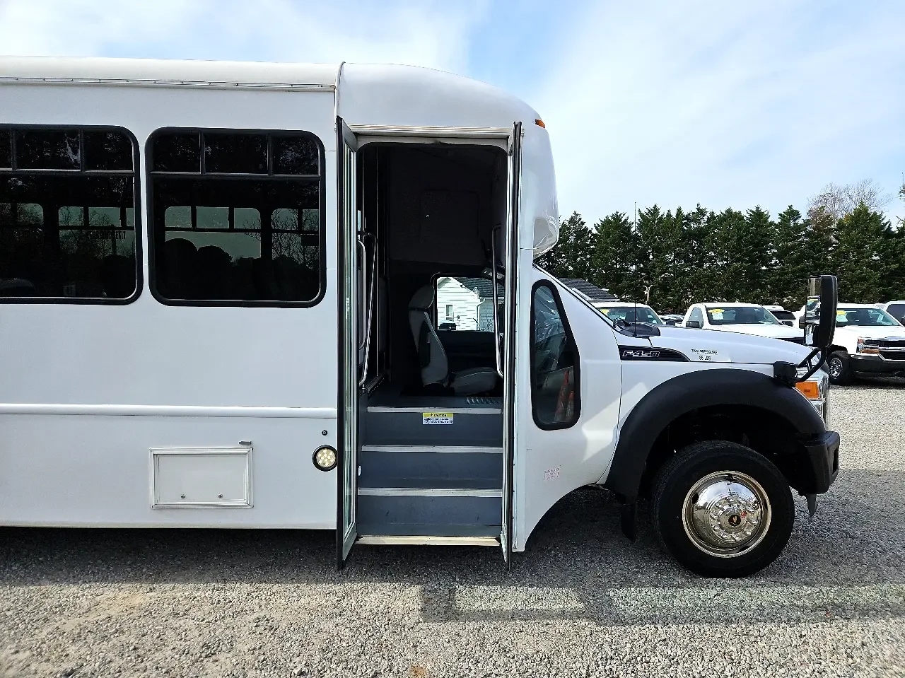 2016 Ford F450 ADA SD Startrans Shuttle Bus #24684 | BusesForSale